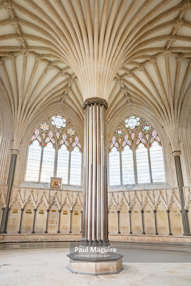 Stock photo - Chapter House, columns and vaulted ceiling Wells ...